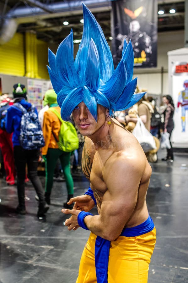Cosplay Como Carácter De Dragon Ball Foto editorial - Imagen de ...