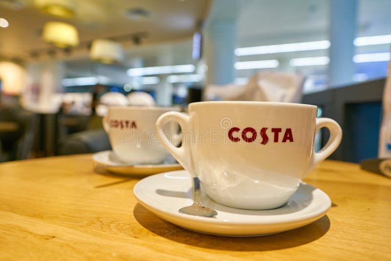 Costa Coffee foto editorial. Imagen de taza, café, restaurante - 134645051