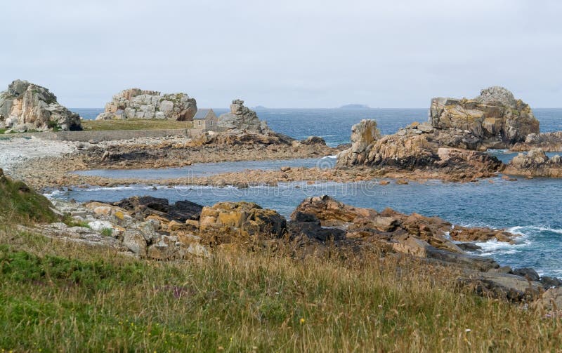 Costa Cor-de-rosa Do Granito Foto de Stock - Imagem de exterior, rocha ...