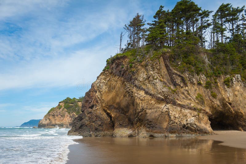Costa costa de Oregon foto de archivo. Imagen de rocoso - 32522760