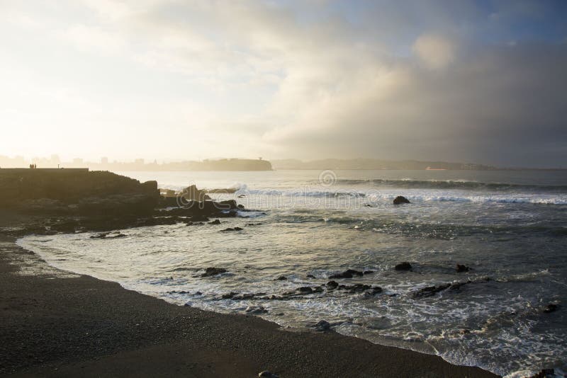 Costa 26 de asturiano imagen de archivo. Imagen de niebla - 128773995