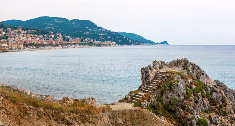 Costa de Liguria imagen de archivo. Imagen de exterior - 38025529