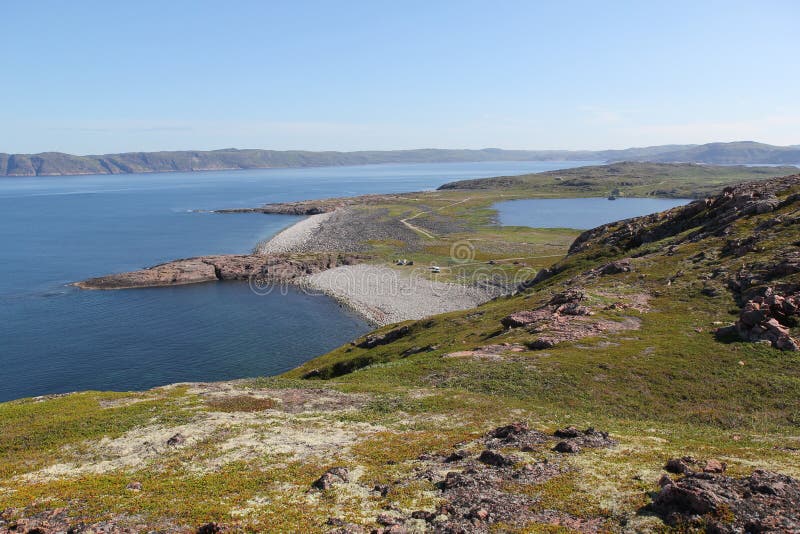 Costa di mare di Barents immagine stock. Immagine di pietra - 59723441