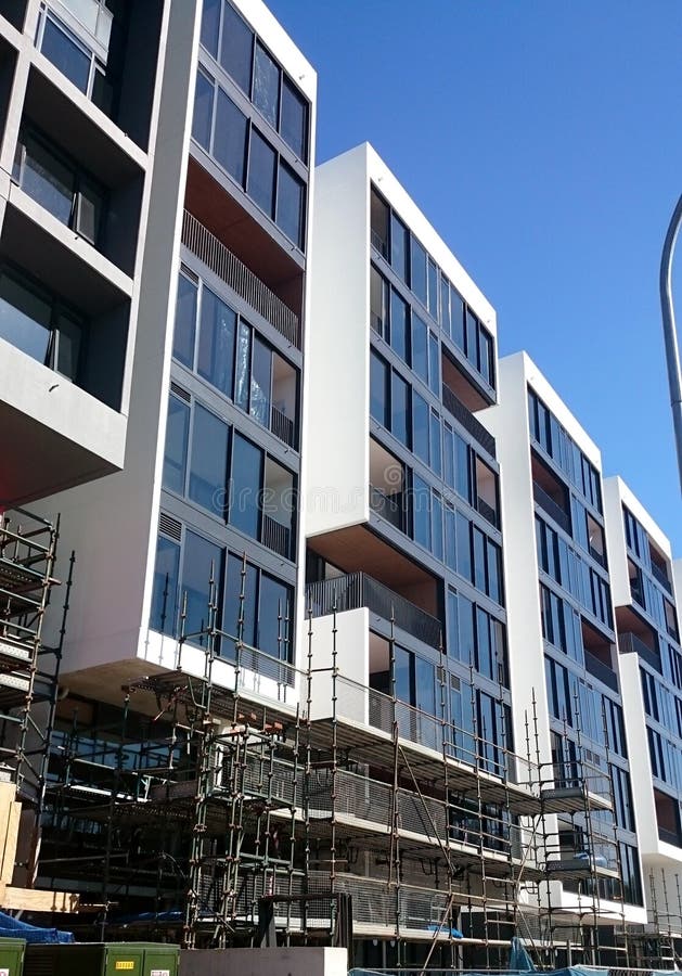 Costruzione Degli Edifici Residenziali Fotografia Stock - Immagine di ...