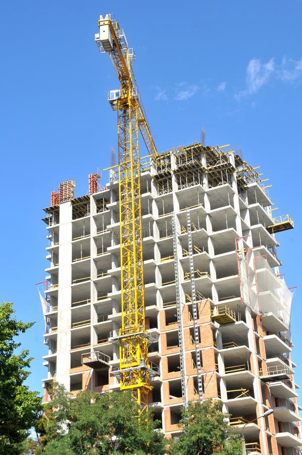 Costruzione Dell'edificio Residenziale Di Palazzo Multipiano Immagine ...