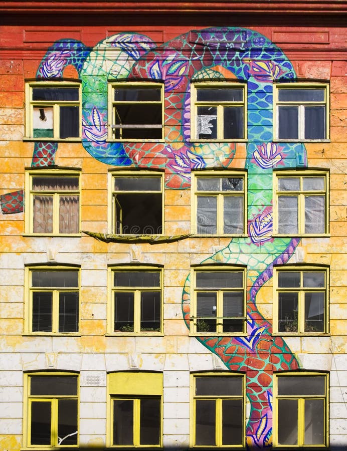 Costruzione tozza immagine stock editoriale. Immagine di muratura ...