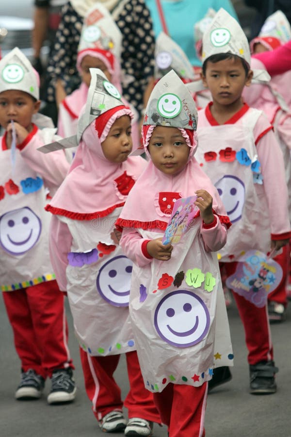 Costume parade editorial stock photo. Image of city, child - 64423188