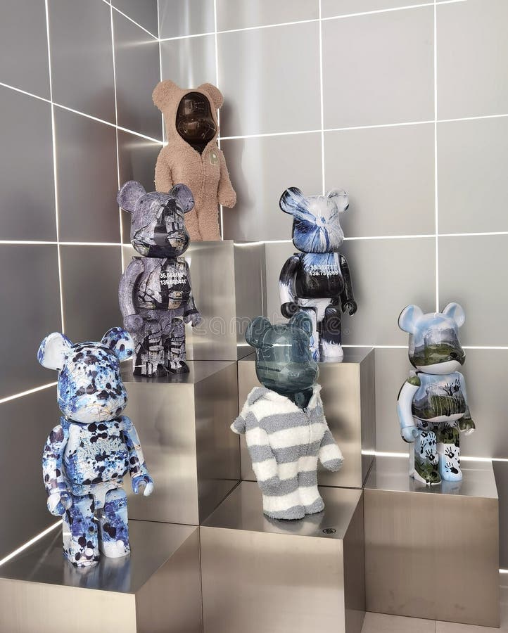 Cotai Macau COD Artelli Showroom Bear Brick Art Toy Sculpture Scale ...