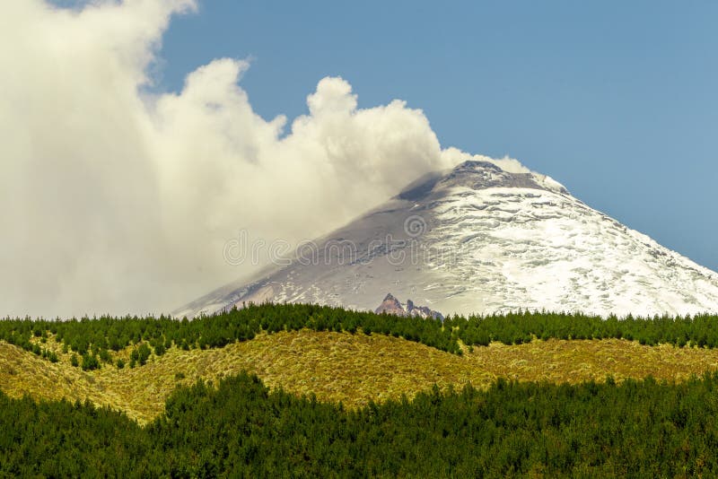 Cotopaxi-Vulkan-Eruption 2015 Ecuador Stockbild - Bild von ausbrechen ...