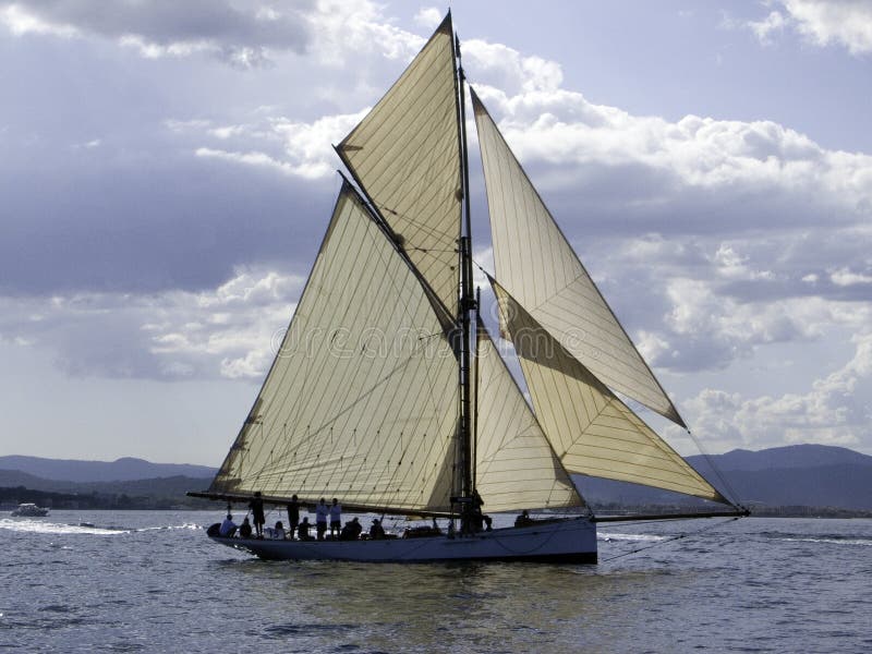 Cotre aurique stock photo. Image of regatte, segelboot - 1358696