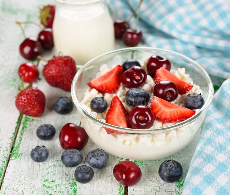 Cottage Cheese with Berries Stock Image - Image of pieces, gastronomy ...