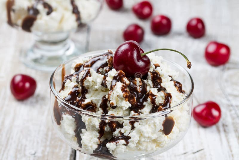 Cottage cheese dessert stock photo. Image of cottage - 31507104
