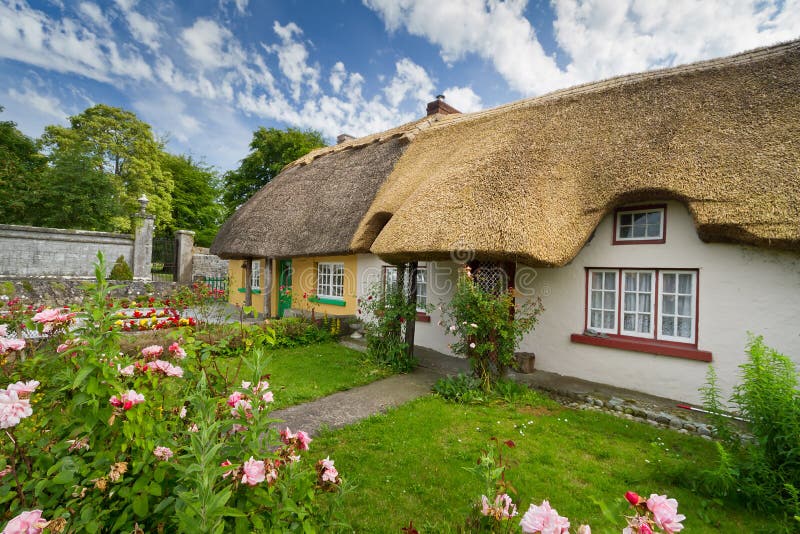 Traditional cottage house stock image. Image of residence - 20104215