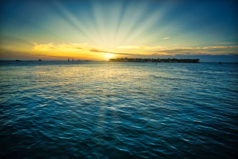 Coucher Du Soleil Mallory Square Key West Image stock - Image du venez ...
