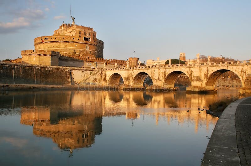 Tiber Photos Stock - Téléchargez 11,326 Photos libres de droits