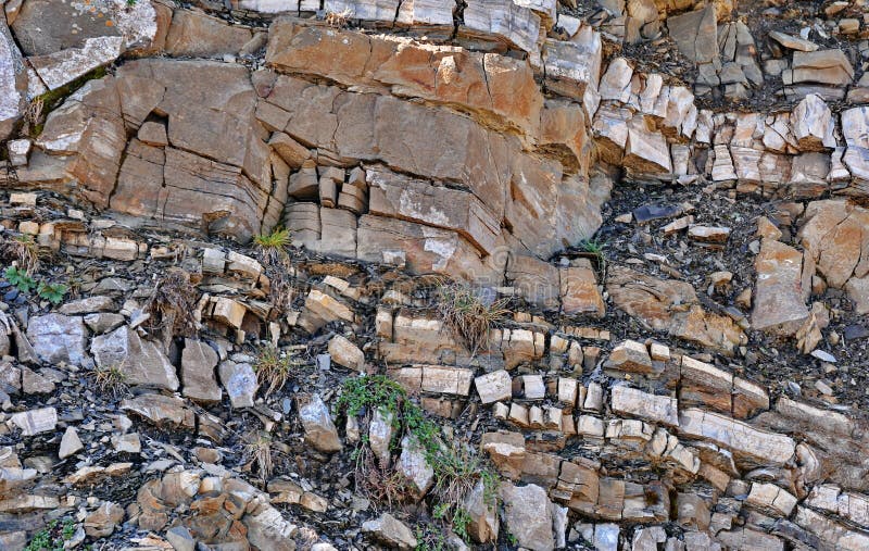 Couches de sol image stock. Image of roche, étage, brun - 79481829