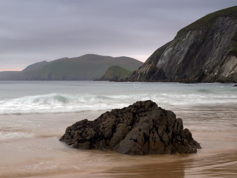 Coumeenoole stock image. Image of water, relax, sandy - 6681513