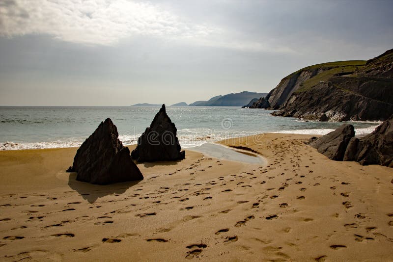 Coumeenoole beach stock photo. Image of daylight, dingle - 93095440