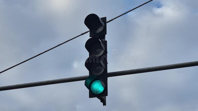 Traffic Light Showing Red Light and Countdown in Seconds in Slow Motion ...