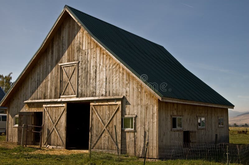 Country barn stock image. Image of rustic, ranching, animals - 12166787