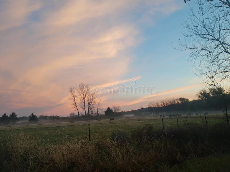 Country Glory Morning Forty Stock Image - Image of sunrise, prairie ...