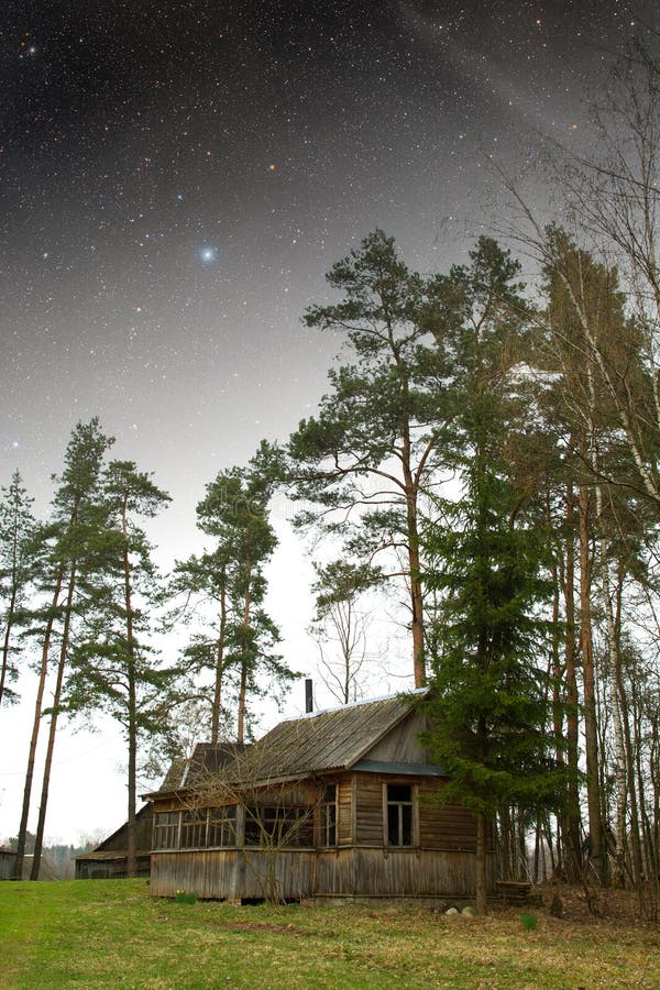 1,001 Outdoor Night Farm House Stock Photos - Free & Royalty-Free Stock ...