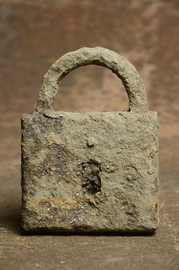 Country Junk. Old Rusty Lock Stock Photo - Image of rarity, lock: 139303954