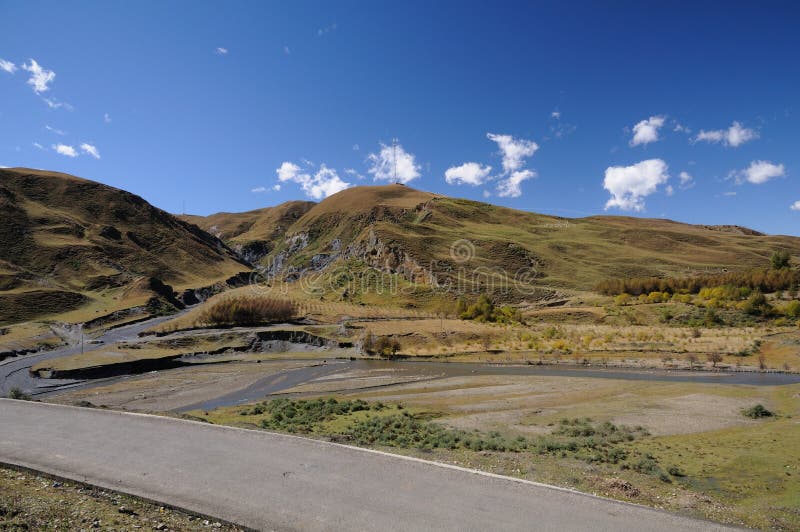 Country Road Across the Tableland Stock Image - Image of shrub, road ...