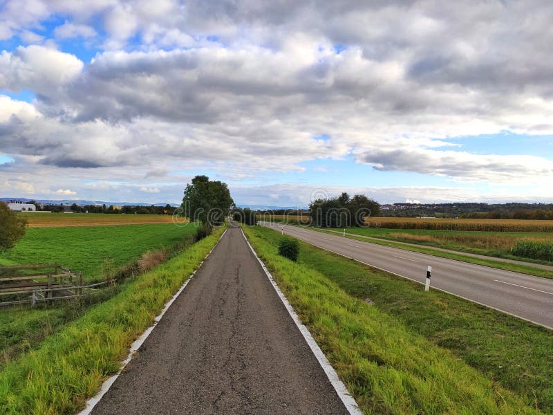 Country road stock image. Image of beautiful, freedom - 181520987