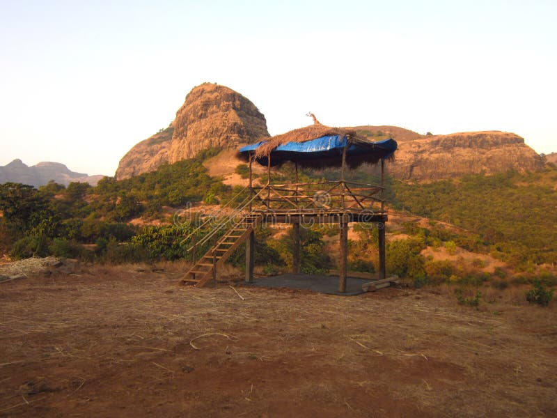 Countryside Machan stock image. Image of outdoors, countryside - 23745561