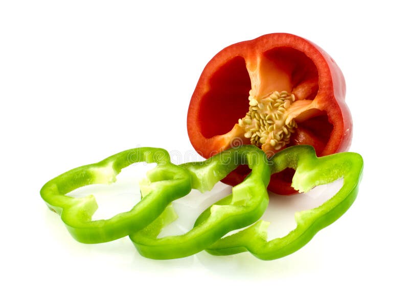 Couper Des Poivrons Rouges Et Verts Image stock - Image du paprika ...