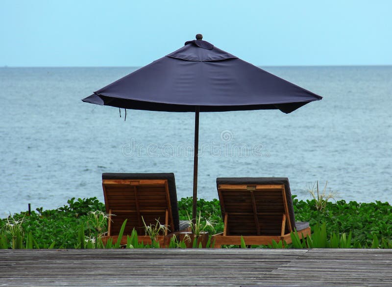 Couple beach bench stock image. Image of relax, comfort - 32244429