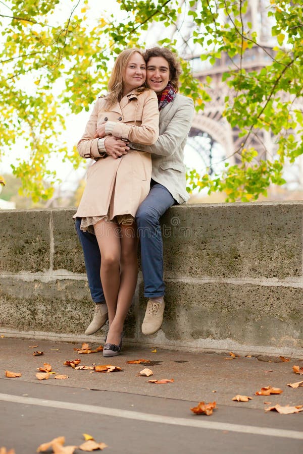 Couple in Paris on a Fall Day Stock Image - Image of lover, human: 33824561