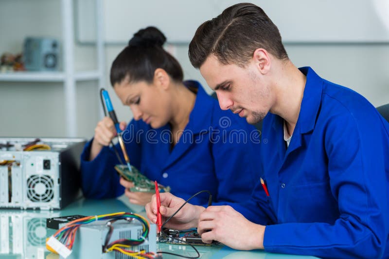 Students in Electronics Class at University Stock Image - Image of ...