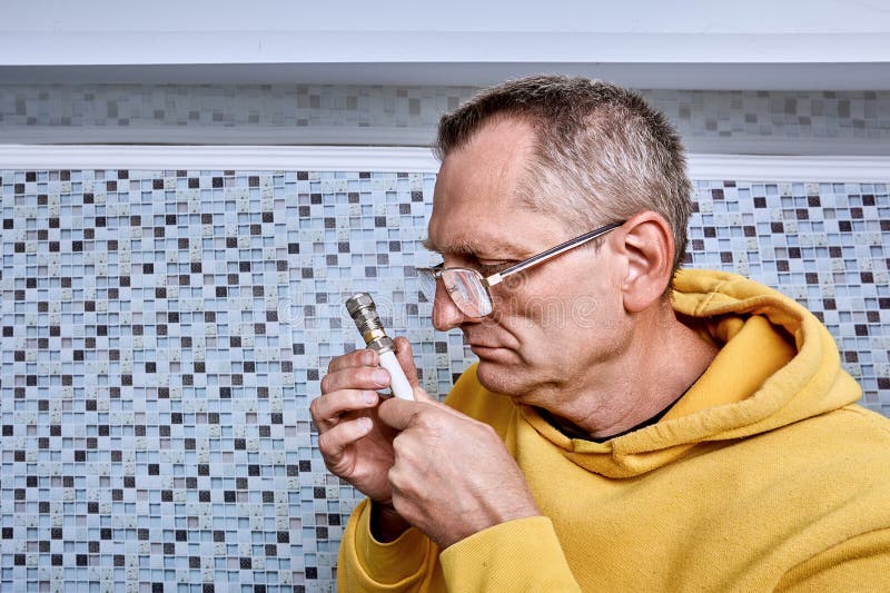 Coupling for Compression Fitting Provides Easy Dismantling Joint ...