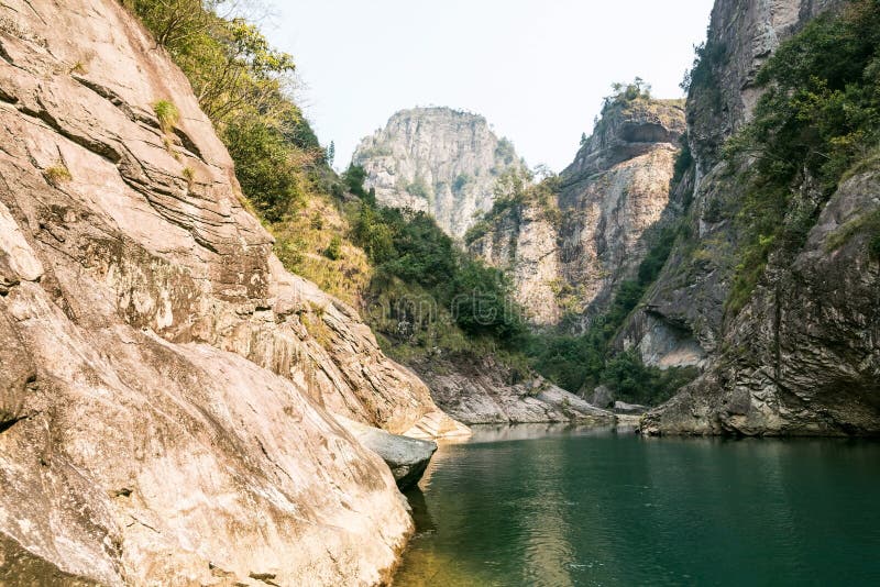 Ravin photo stock. Image du nuages, asie, beau, paysage - 71460356