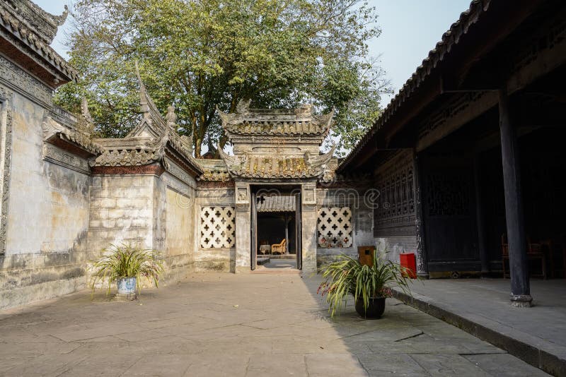 Courtyard of Ancient Chinese Mansion in Sunny Spring Stock Photo ...