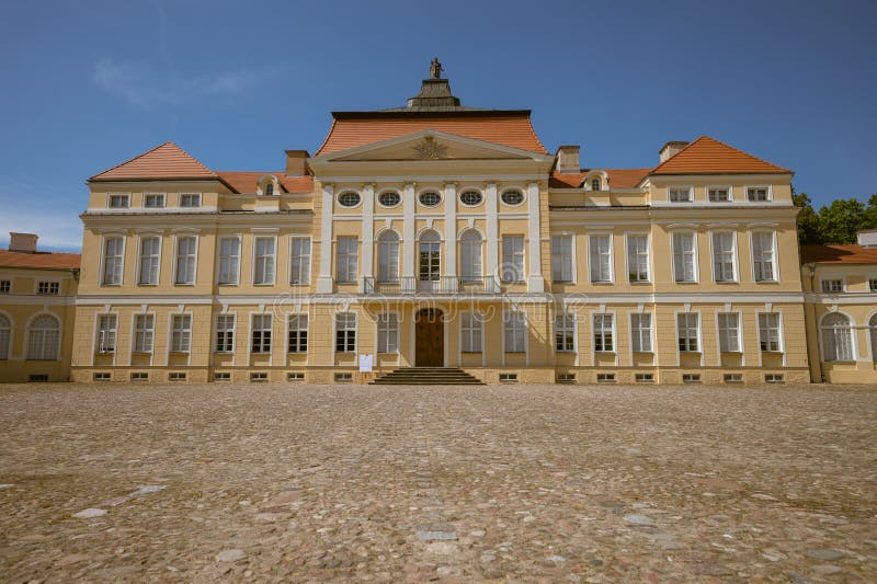 Palace in Rogalin stock image. Image of europe, building - 202275751