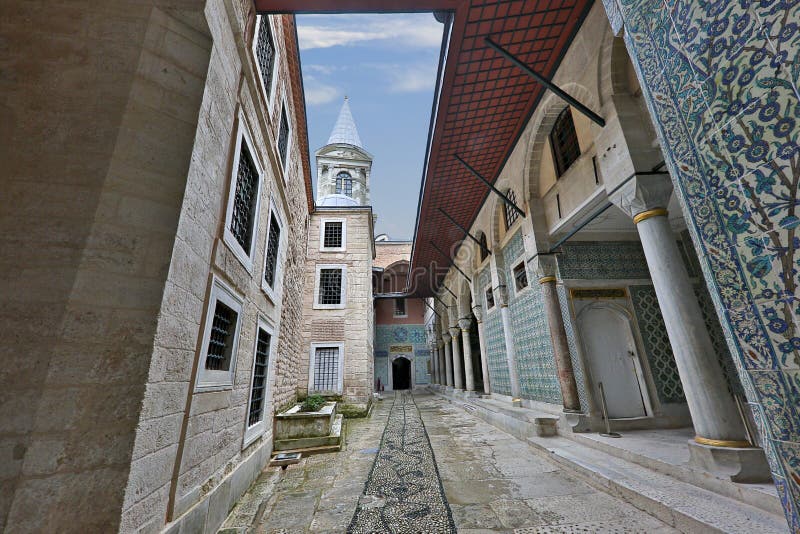 Topkapi Palace, Istanbul, Turkey Editorial Image - Image of corridor ...