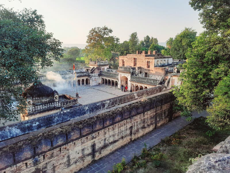Courtyard and Temple Inside Fort. Stock Image - Image of bridge, ruins ...