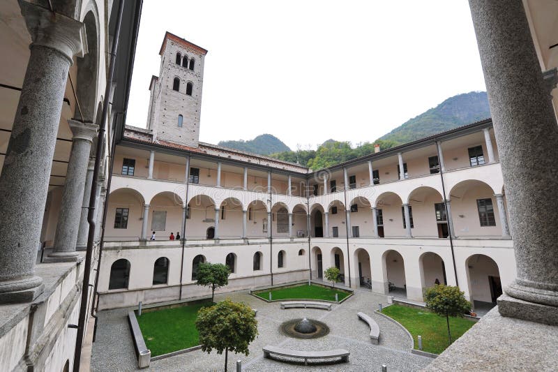 Courtyard of University of Insubria in Como Stock Image - Image of ...