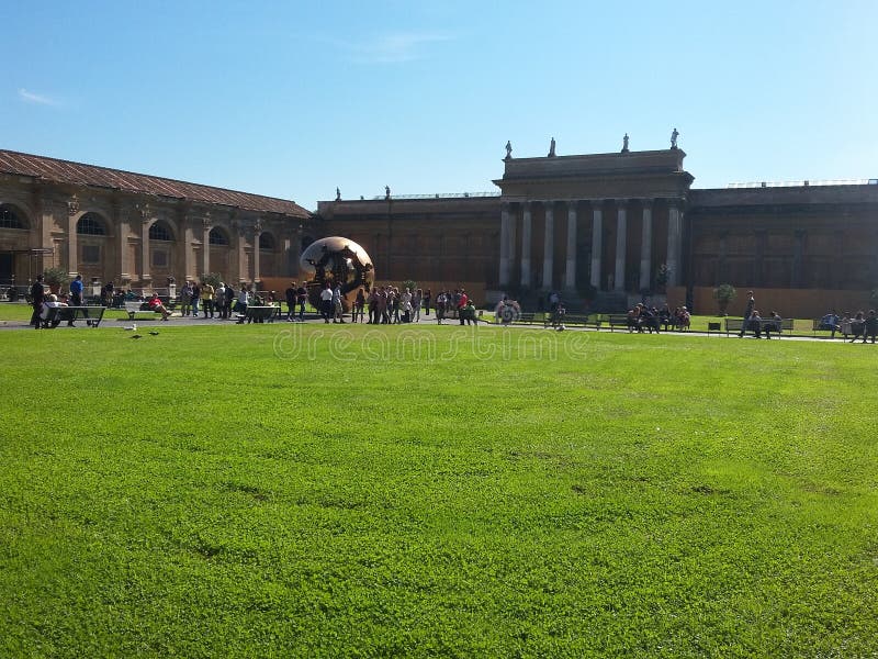 The Courtyard at Vatican Museums Editorial Stock Image - Image of ...