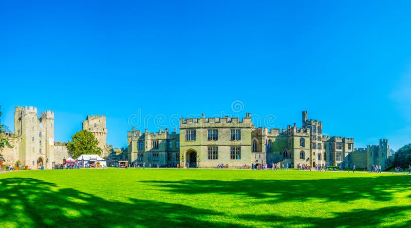 Courtyard of the Warwick Castle, England Stock Image - Image of warwick ...
