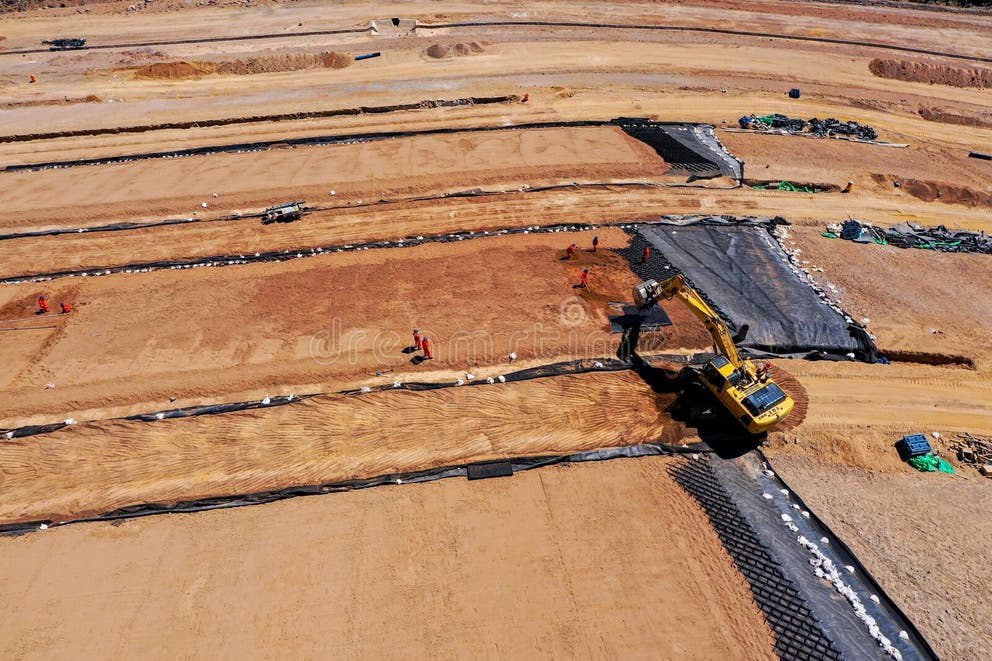 Coverage of Clay-type Material on Geosynthetics in Mine Fill Stock ...