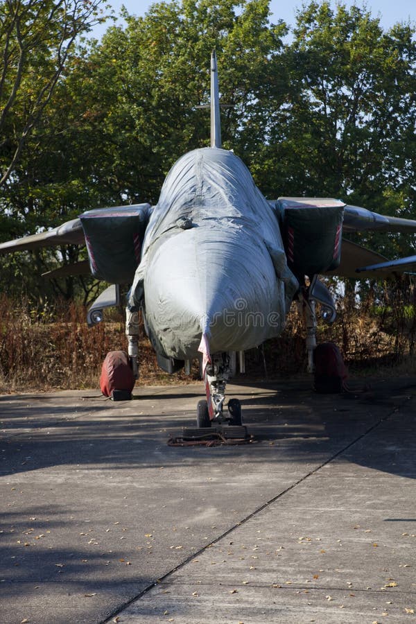Covered airplane editorial image. Image of navy, angle - 24493950