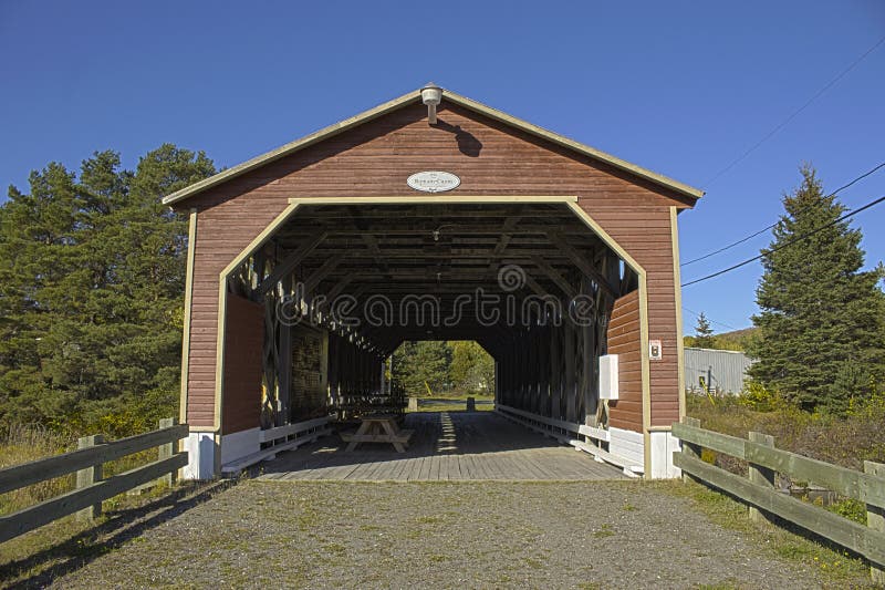 A Covered Bridge Front View Editorial Photo - Image of nature, bridge ...