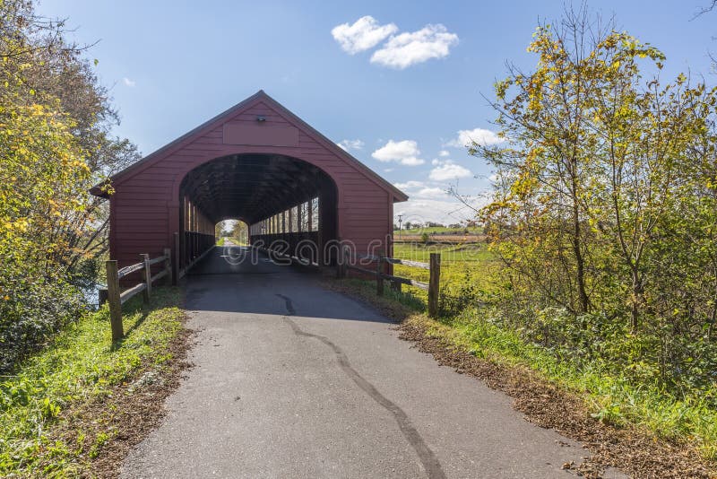 Covered Bridge Trail stock image. Image of park, architecture - 79947847