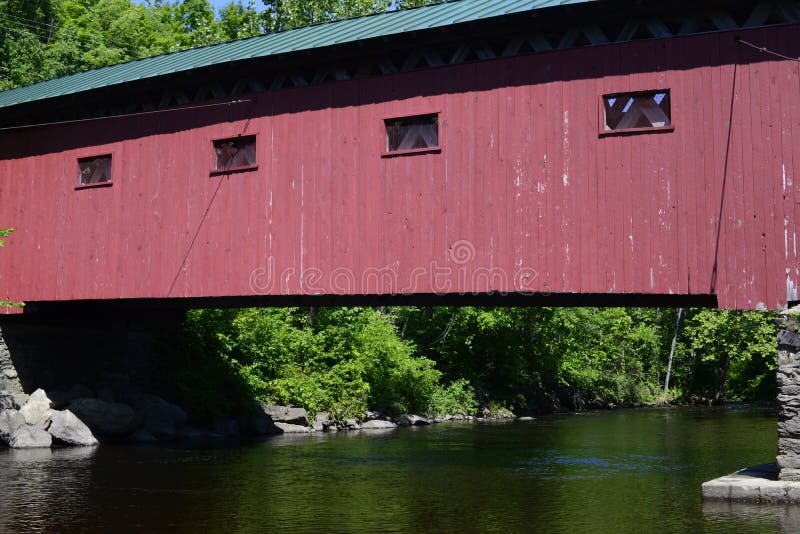 Covered Bridge in Vermont stock photo. Image of country - 77026076