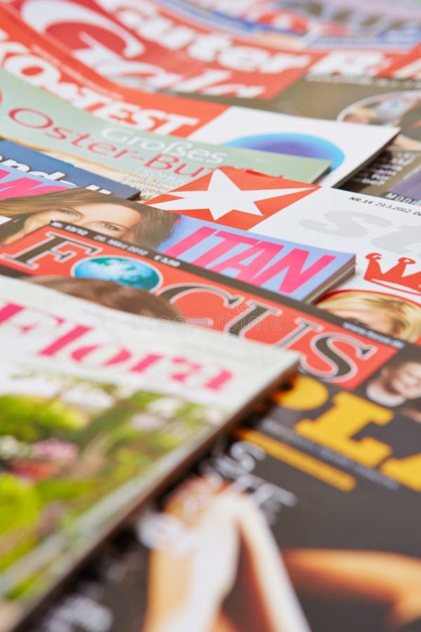 Horse Racing editorial stock photo. Image of racing, races - 27547578