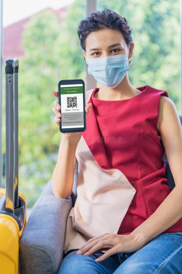 Covid-19 Vaccination Certificate with QR Code on Smartphone Application ...
